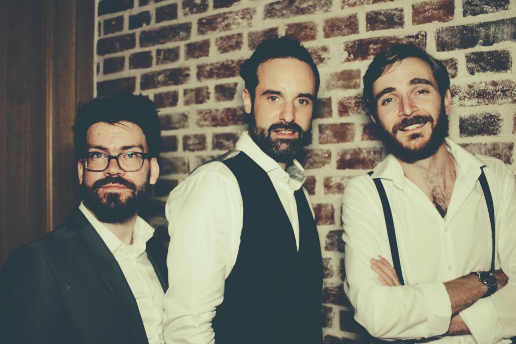 AdrianoWerner – BÜHNENKUNST. REDEN. LEIDENSCHAFT.